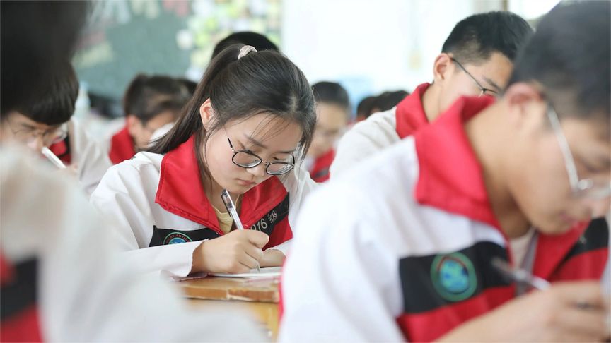 河南多地中小学寒假时间确定,不再统一组织期末考试