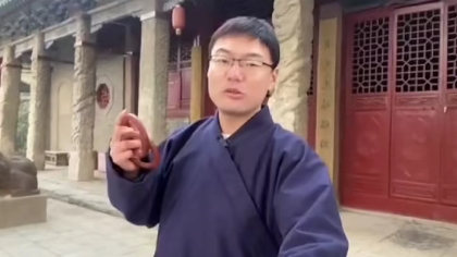 乾坤圈的寓意和用法大全。