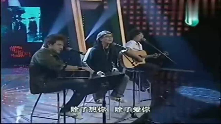 梦飞船这首《不值得》你始终没有爱过,你在敷衍我