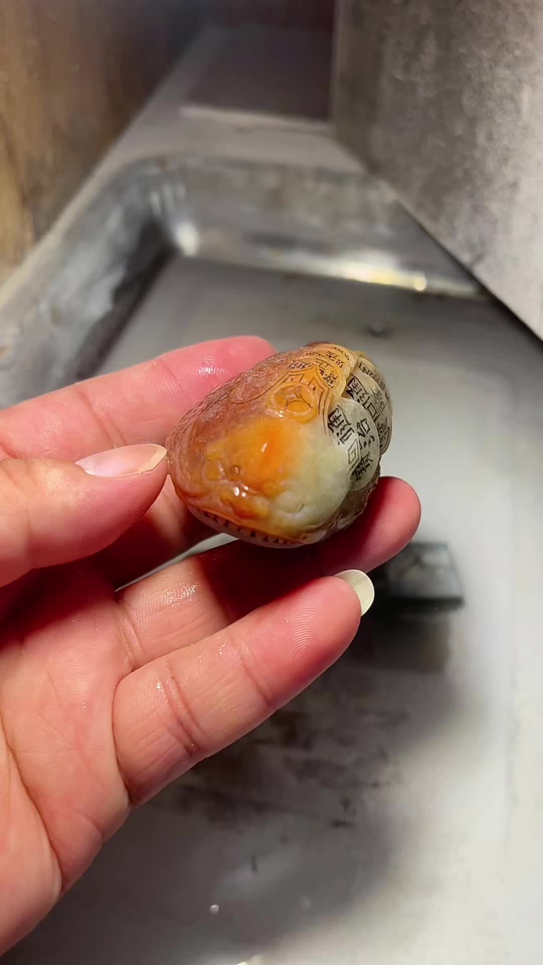 #玉雕手艺人 #文玩珠宝 #专业假发造型 #美容保健 #曲泉穴