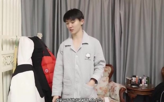 宋亚轩刘耀文奇奇怪怪的胜负欲,文哥:你很重!小宋:我很轻!