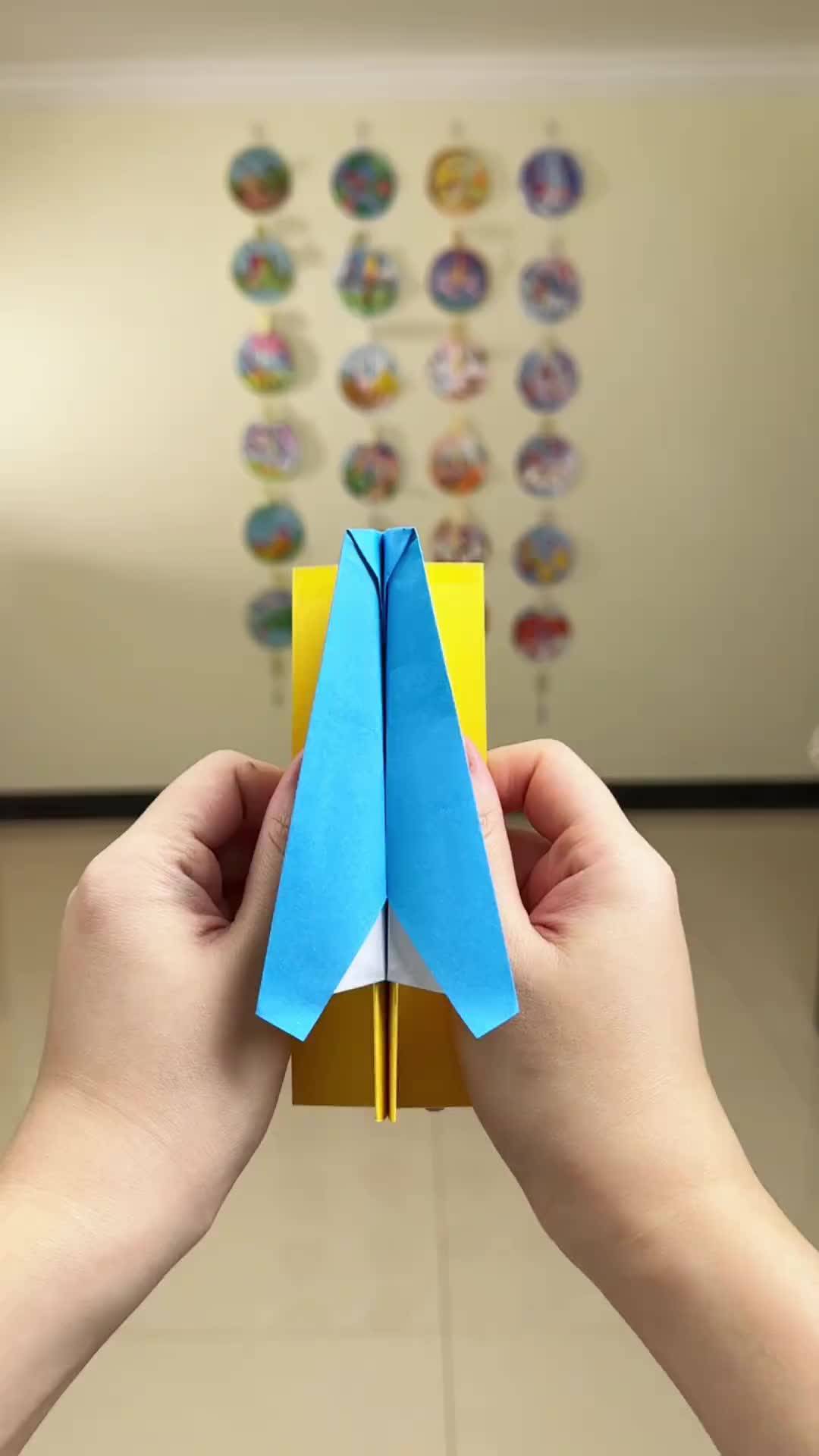 弹射起步!教你用卡纸和皮筋,做好玩的弹射纸飞机