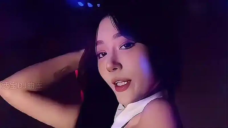 DJ歌曲《爱你一万年》,我爱你对你付出真意不会飘浮不移