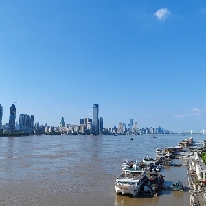 去不了扬州就不改名了 