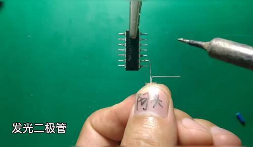 LM339电压比较器制作的4段火线检测器,断线检测器