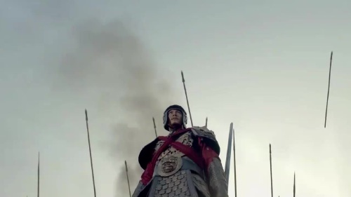 英雄事迹:面对倭贼突袭,勇敢戚家军投掷标枪重创敌军