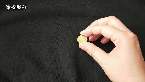 我家的旧衣服从不丢!用手工针简单缝一缝:瞬间“变”成新款式!