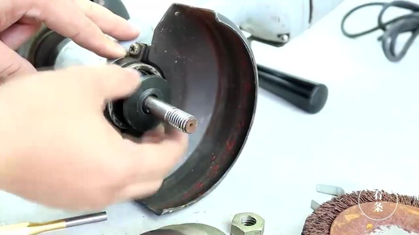 这种双磨片的打磨机你见过没,看牛人修复后是怎么使用的