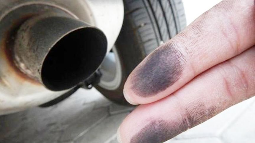 排气管黑与不热车有关？40年工程师讲事实，就是这么回事