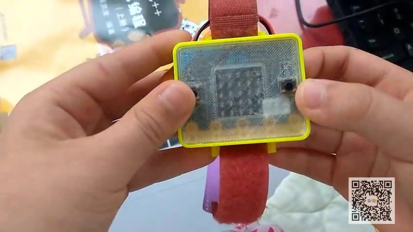 用Microbit制作一个计步手环