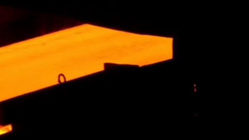 从铁水变为钢管的制作全过程,这机械化程度,太震撼了