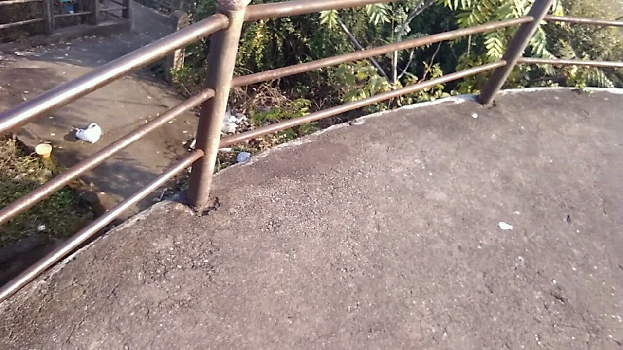 那个屠龙的少年最终会变成恶龙,这是必然会出现的结局,是文化属性所...