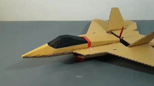 如何用纸板制作遥控电动飞机科技小制作亲子手工航模飞机动手制作