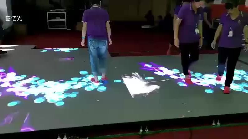 地面互动led互动屏测试