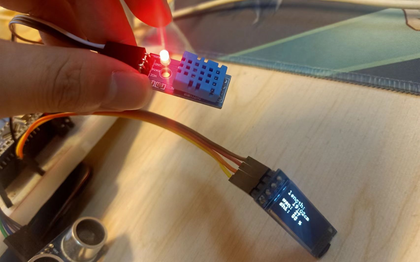 stm32F103c8t6+DHT11温湿度传感器 OLED显示