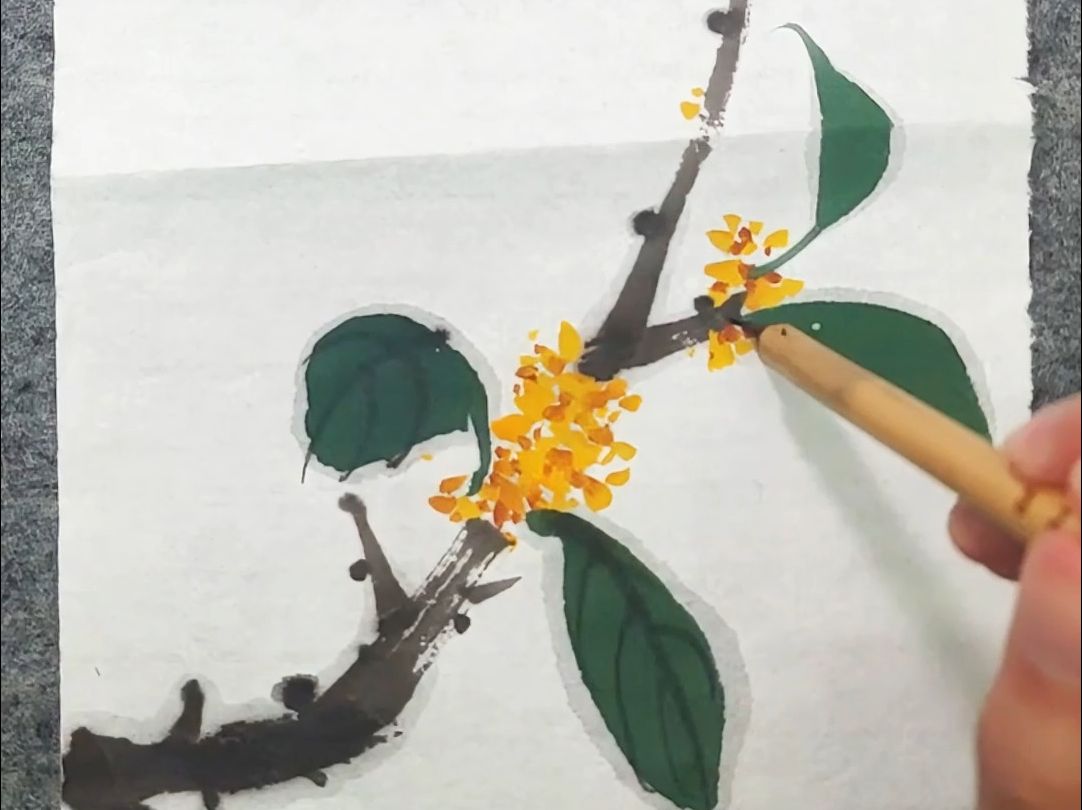 人闲桂花落,夜静春山空