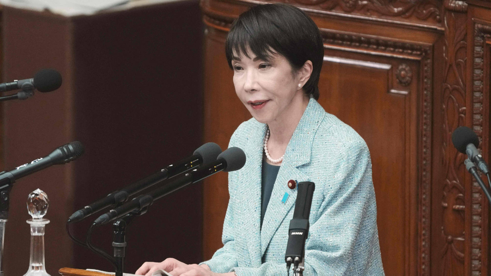 高市早苗被要求辞职