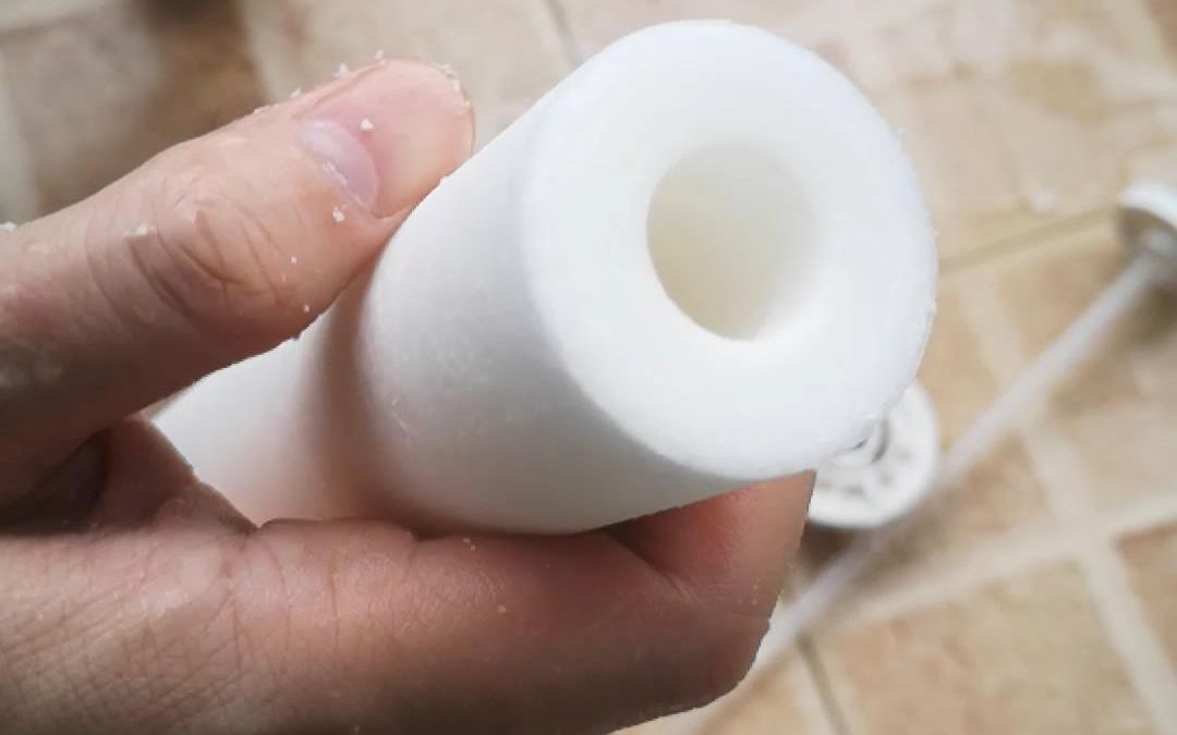 拆解小米净水器1号滤芯,为什么这么干净就过期了?米粉们帮看下啥原因?