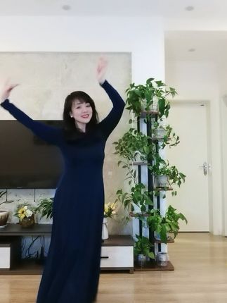 简单好看的形体舞蹈来啦