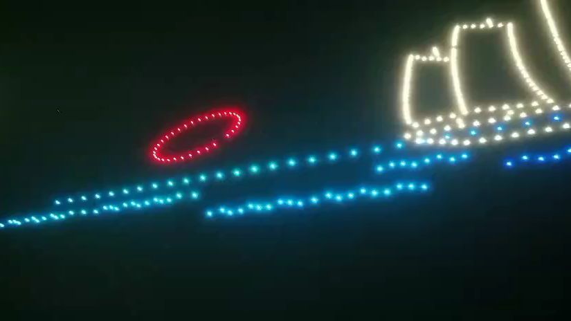 洪泽湖大闸蟹节闭幕式上的渔舟唱晚!无人机表演片段!