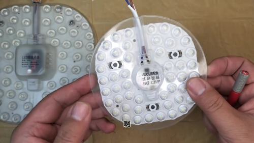 36W的LED灯,为什么有大有小,俵哥教你分辨真假电工 LED 万用表