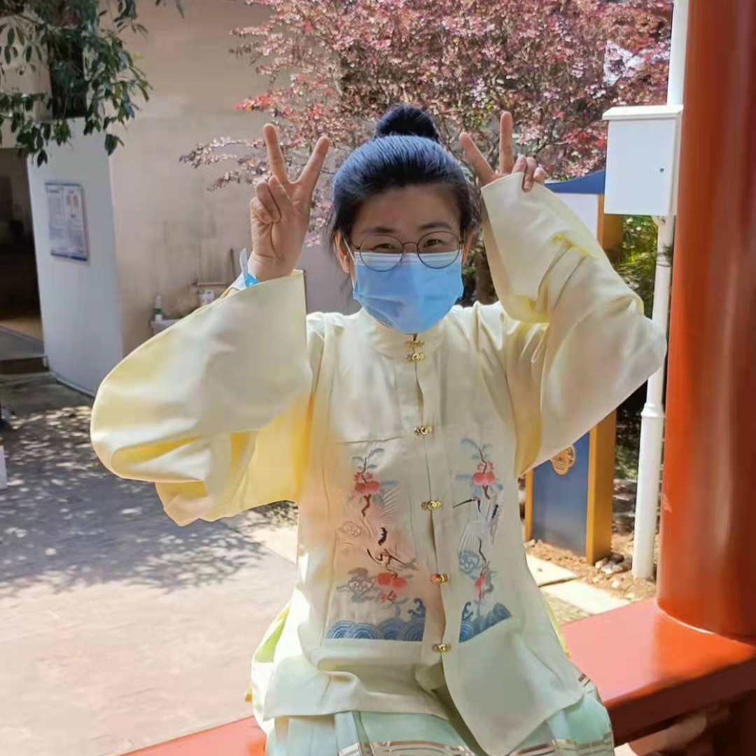 热爱生活的赣饭人 