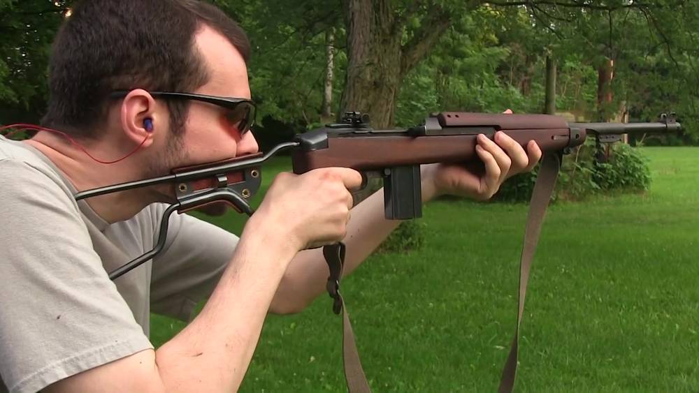 一种相当有效的步兵近战武器:M1卡宾枪,靶场实弹射击测试