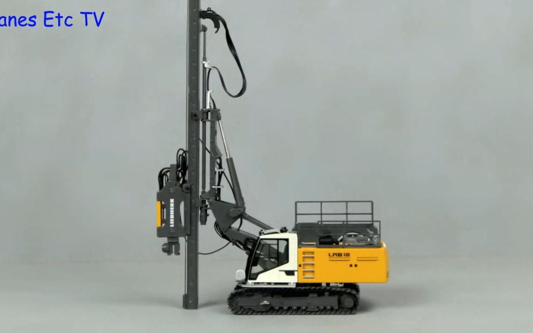 利勃海尔 Liebherr LRB18打桩机静态模型