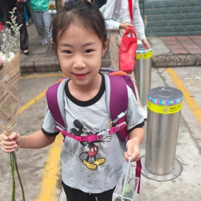 生气的独角兽冰激凌 