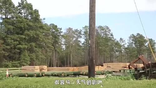 为何电线杆上的金属支架,都是银色的?这其中有什么讲究吗?