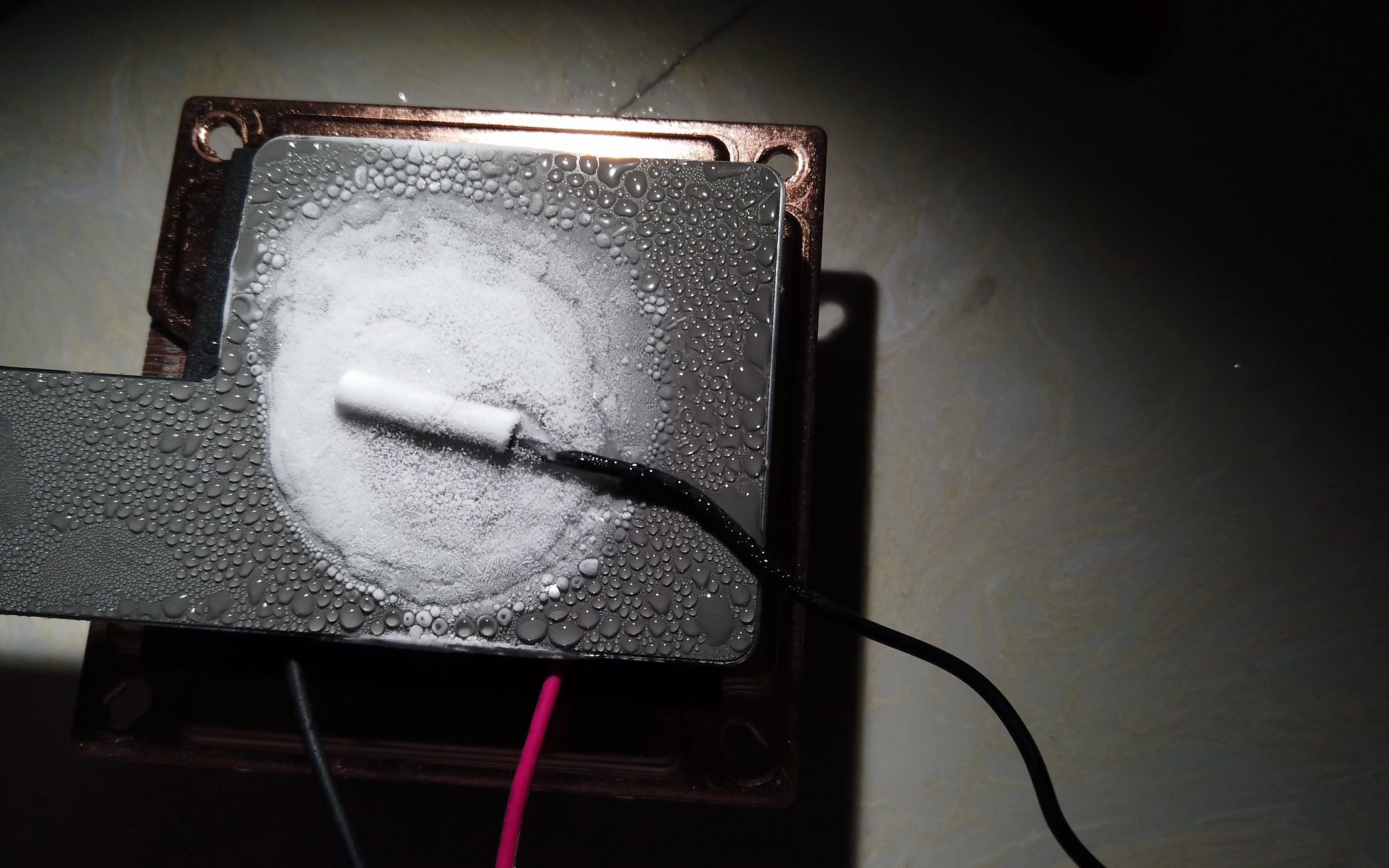 自制超强手机半导体制冷散热器