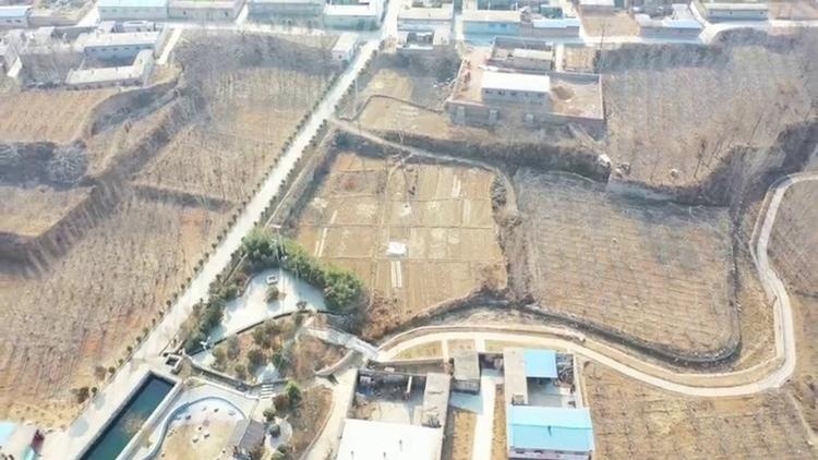 加快推进农村人居环境整治,让乡村"靓"起来