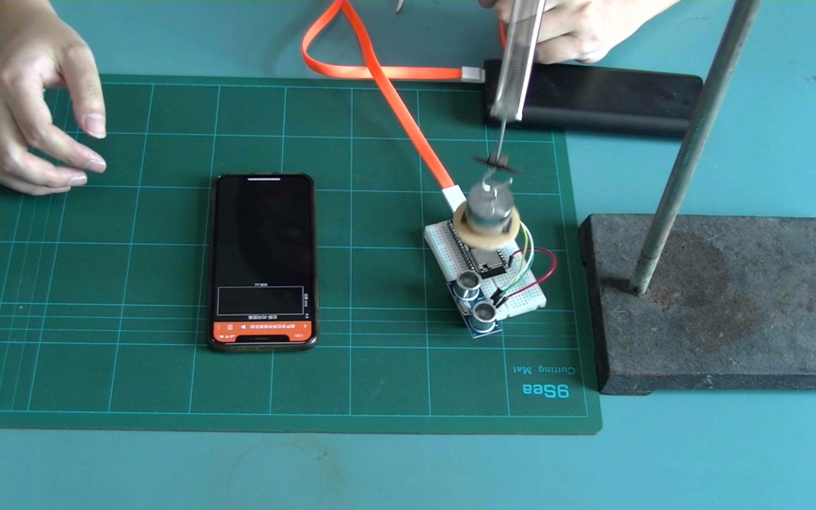 基于ESP32与phyphox的DIS实验开发——超声波位移传感器实验