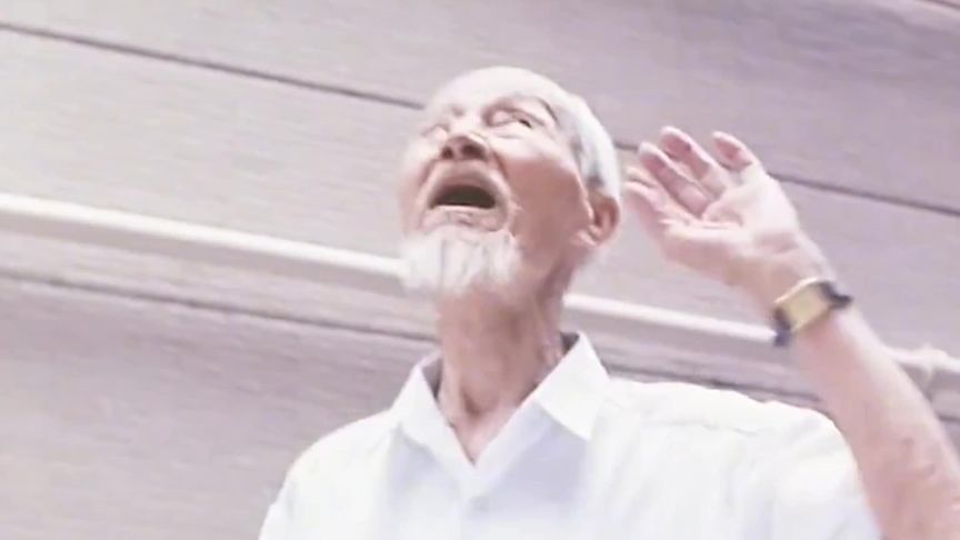 #轻轻敲碎沉睡的心灵 轻轻敲碎沉睡的心灵!慢慢的张开你的眼睛!