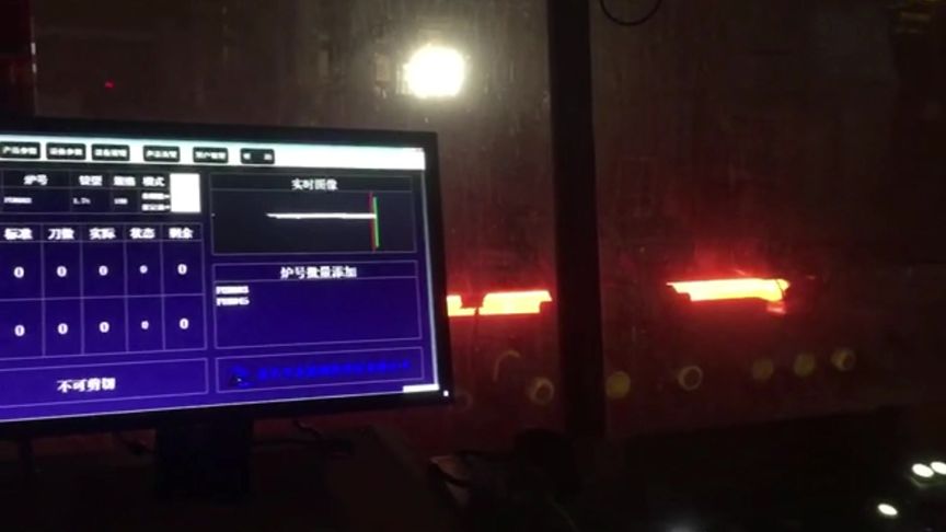 测长仪在钢铁行业的应用。#测量仪器 #金属加工