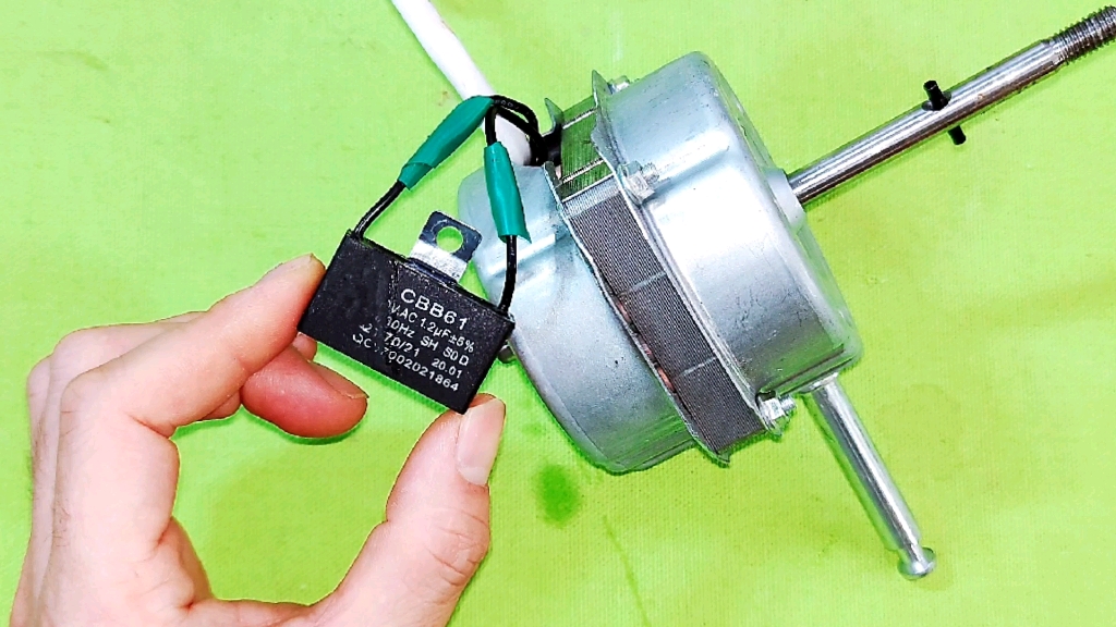 为什么每一个单相电机都必须要接一个电容?这就是作用,涨见识