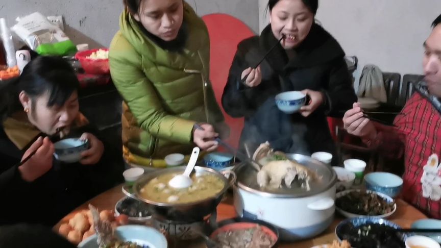 湖南益阳农家年夜饭,看看和我们重庆年夜饭有什么不同