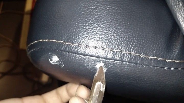真皮沙发的维修过程