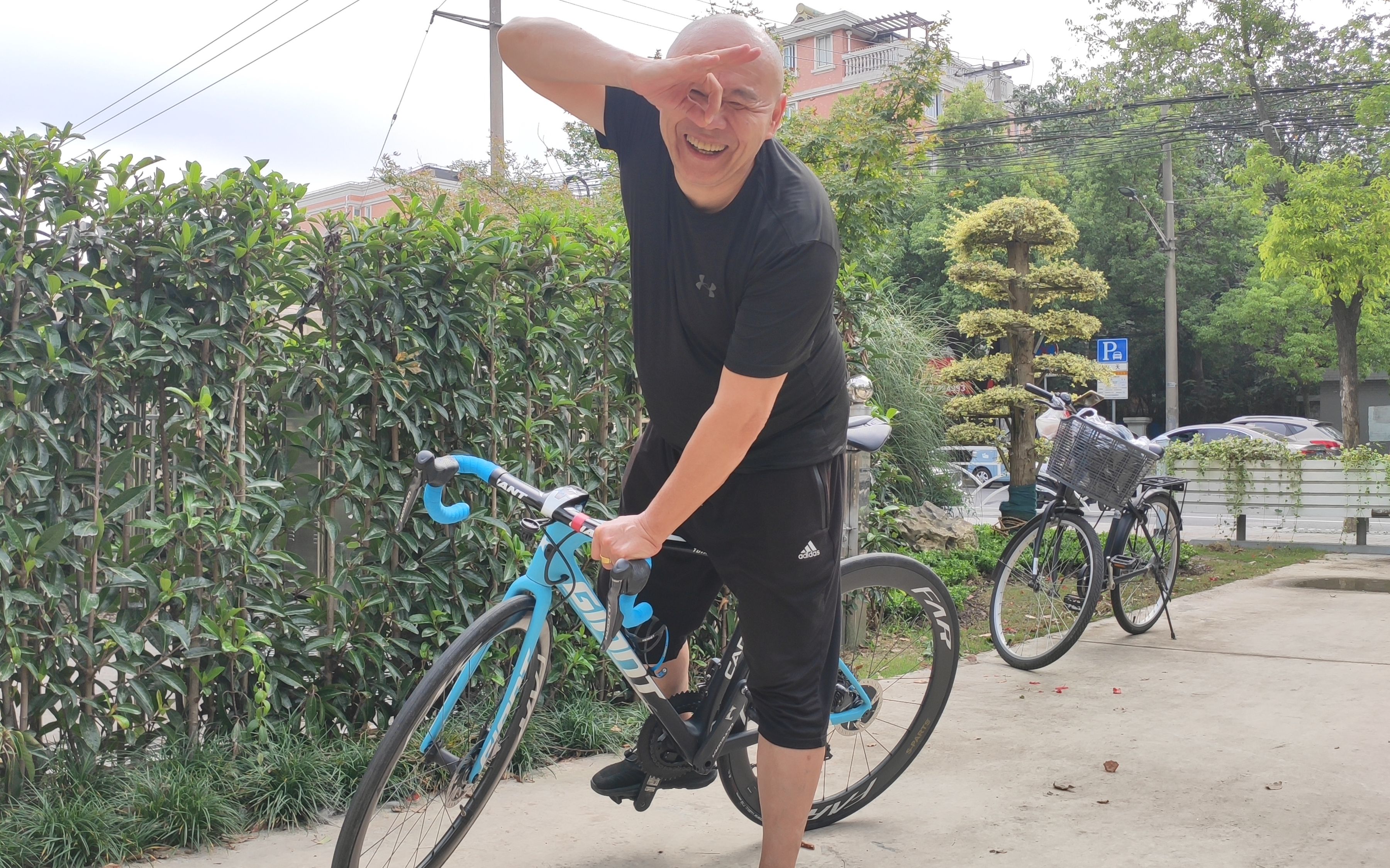 【骑游记录】带老爸骑游打卡上海市区老房子 2022.9.30