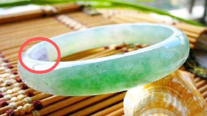 新技能,识别翡翠值不值钱,一定要避免这几点误区