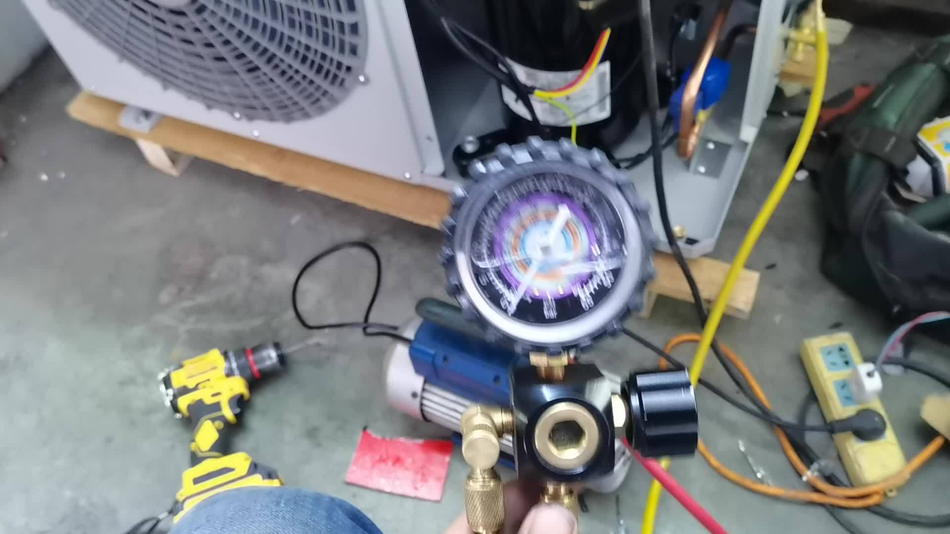 空调加氟还是这款加氟表好用,自带排气功能省时省力操作简单