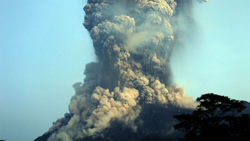印度尼西亚注定是一个火山和地震多发的国家