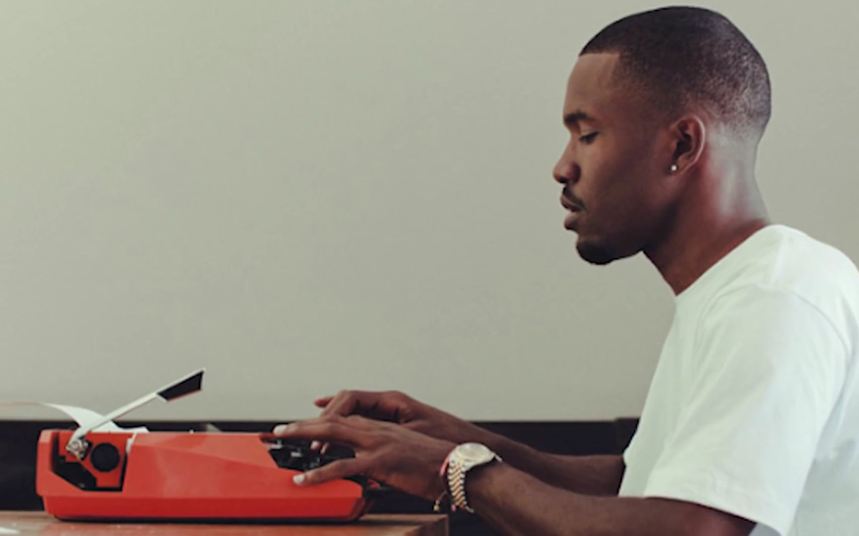 「Frank Ocean | 纪录片 | 双字」最会用音乐讲故事的艺术家