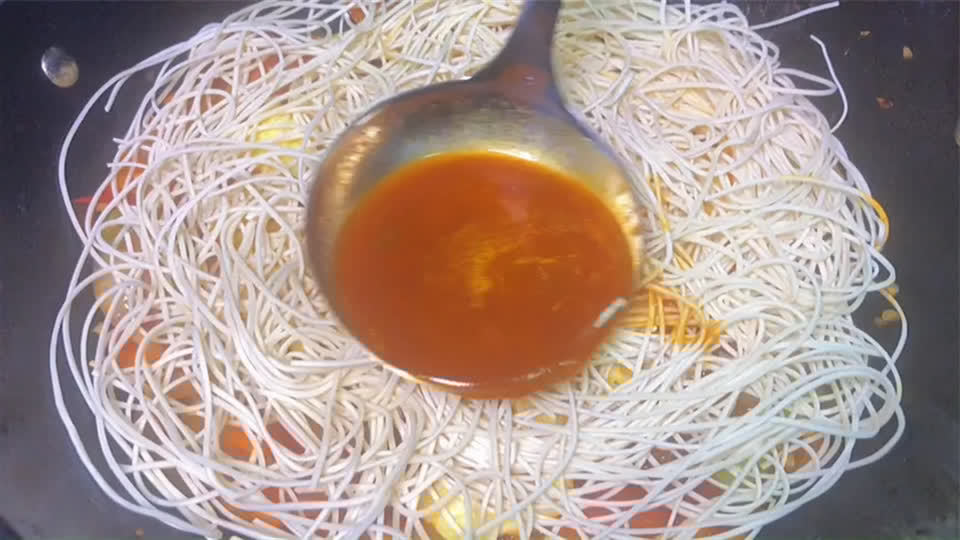 面条这样做太好吃,做法简单,味道鲜香,比煮的好吃