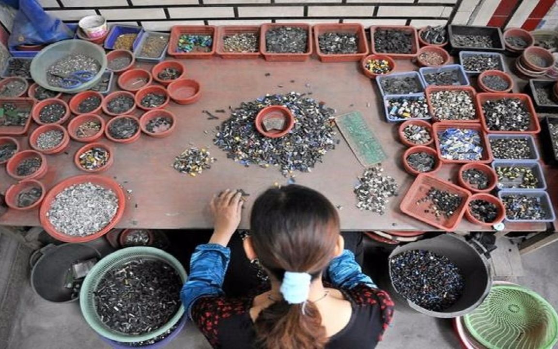 手机里面有黄金?旧手机一年提炼3吨黄金,价值7亿元