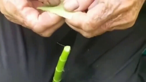 快要失传的无刀切菜片,看到老奶奶的操作,你见过吗?