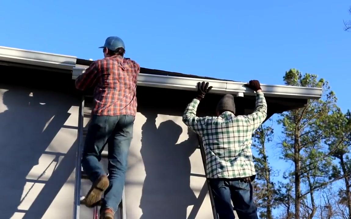 【房屋翻新】 第三十集 DIY排水沟-$12000现金住宅 Youtube搬运