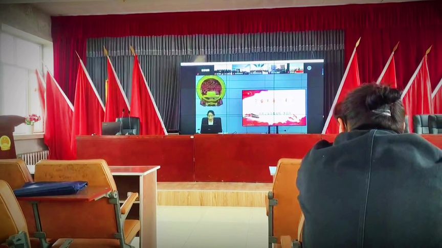 牢记宪法、代表法及其它法律法规赋予人大代表的权利和义务