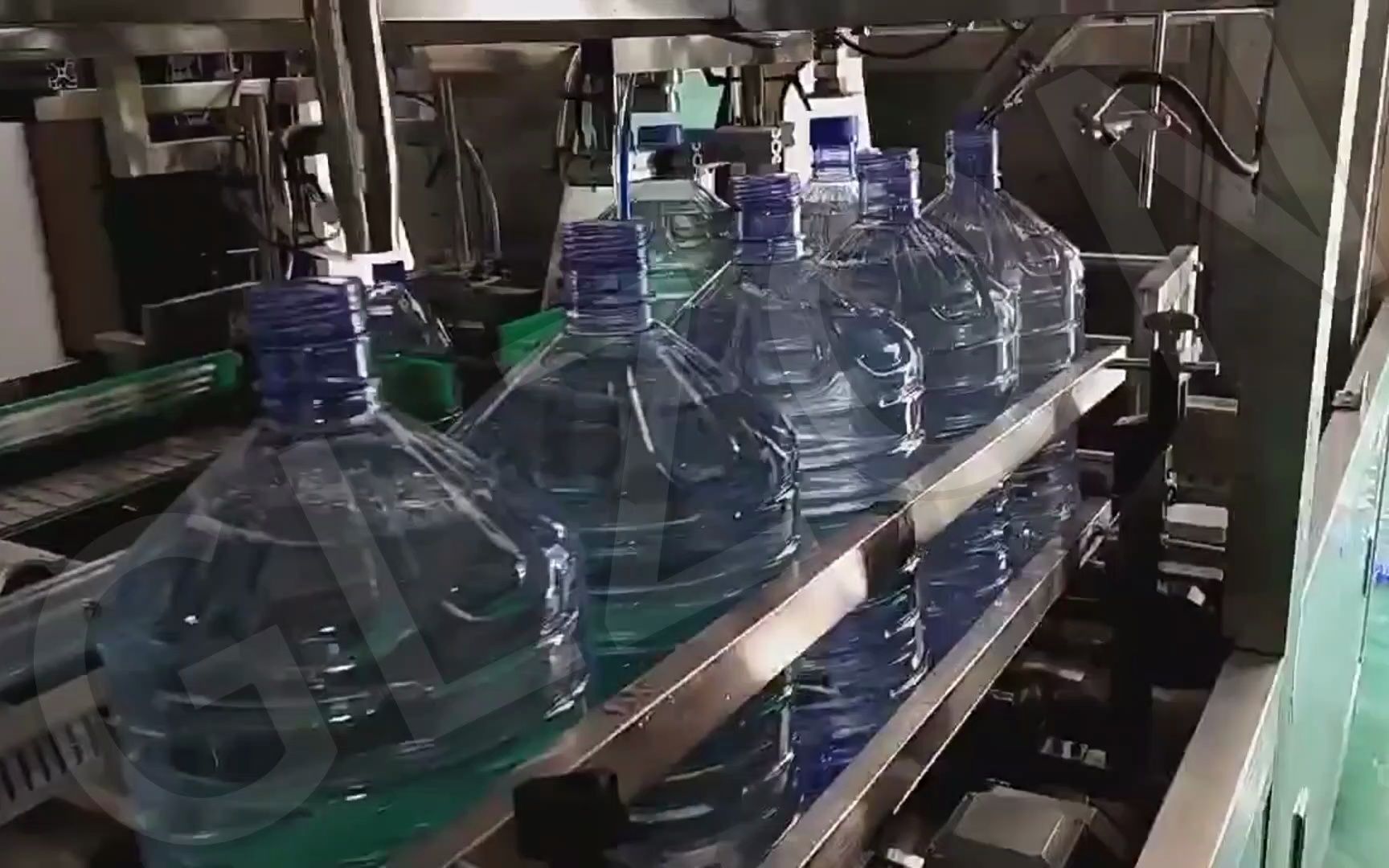 5L大桶一次性桶装水全自动灌装机