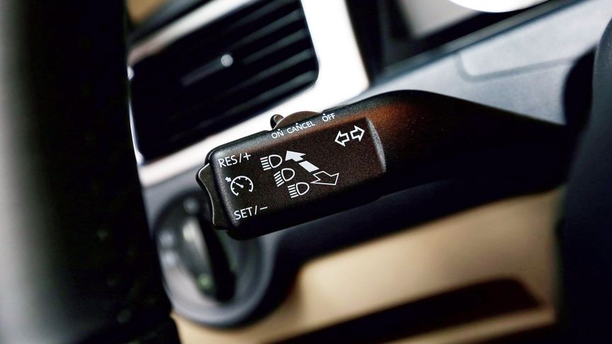 定速巡航再次出事?一分钟看懂什么该做什么不该做